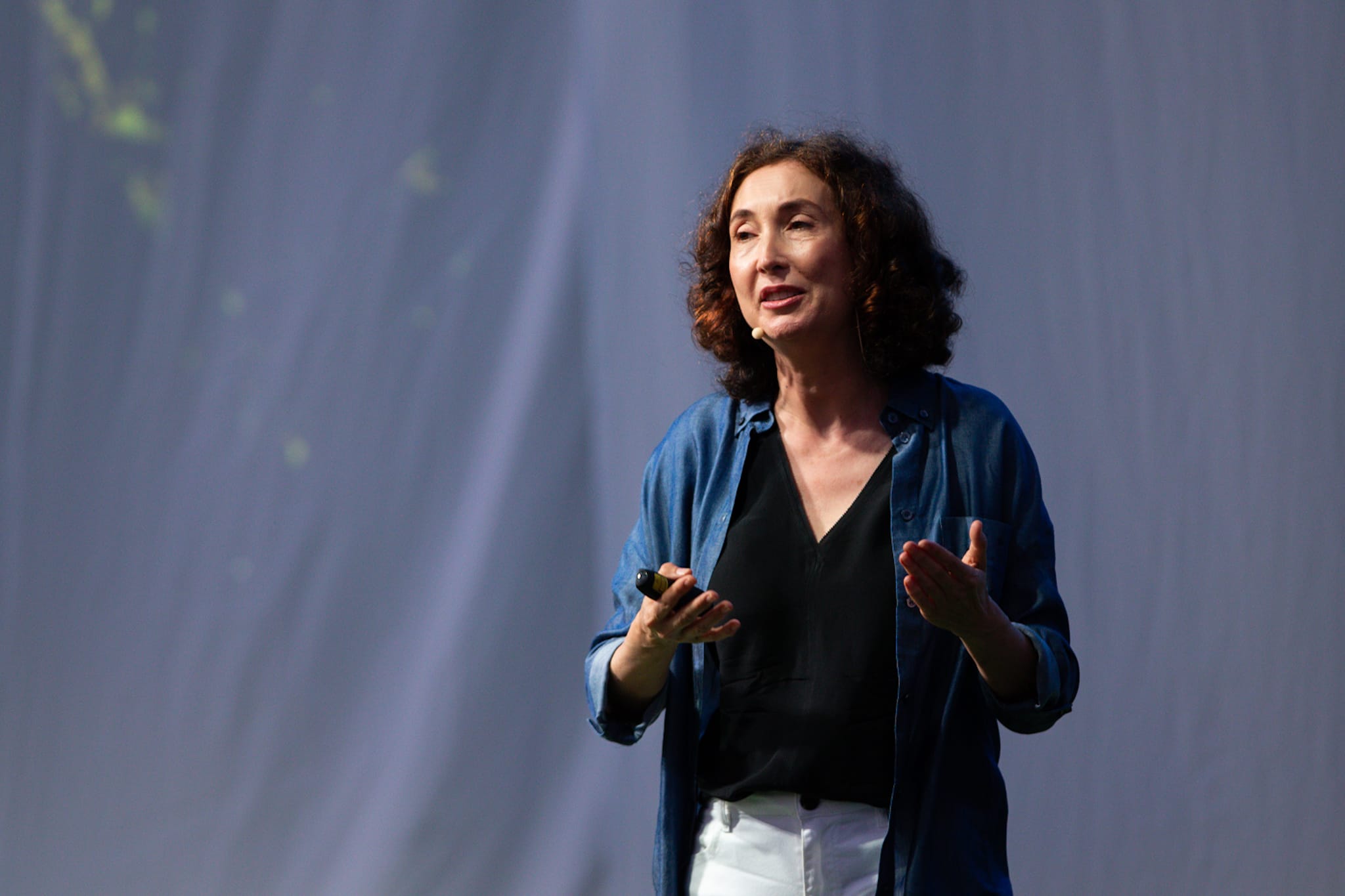 ELSA PUNSET ENSEÑA A NO PERDER EL OPTIMISMO INTELIGENTE EN LA APERTURA ...